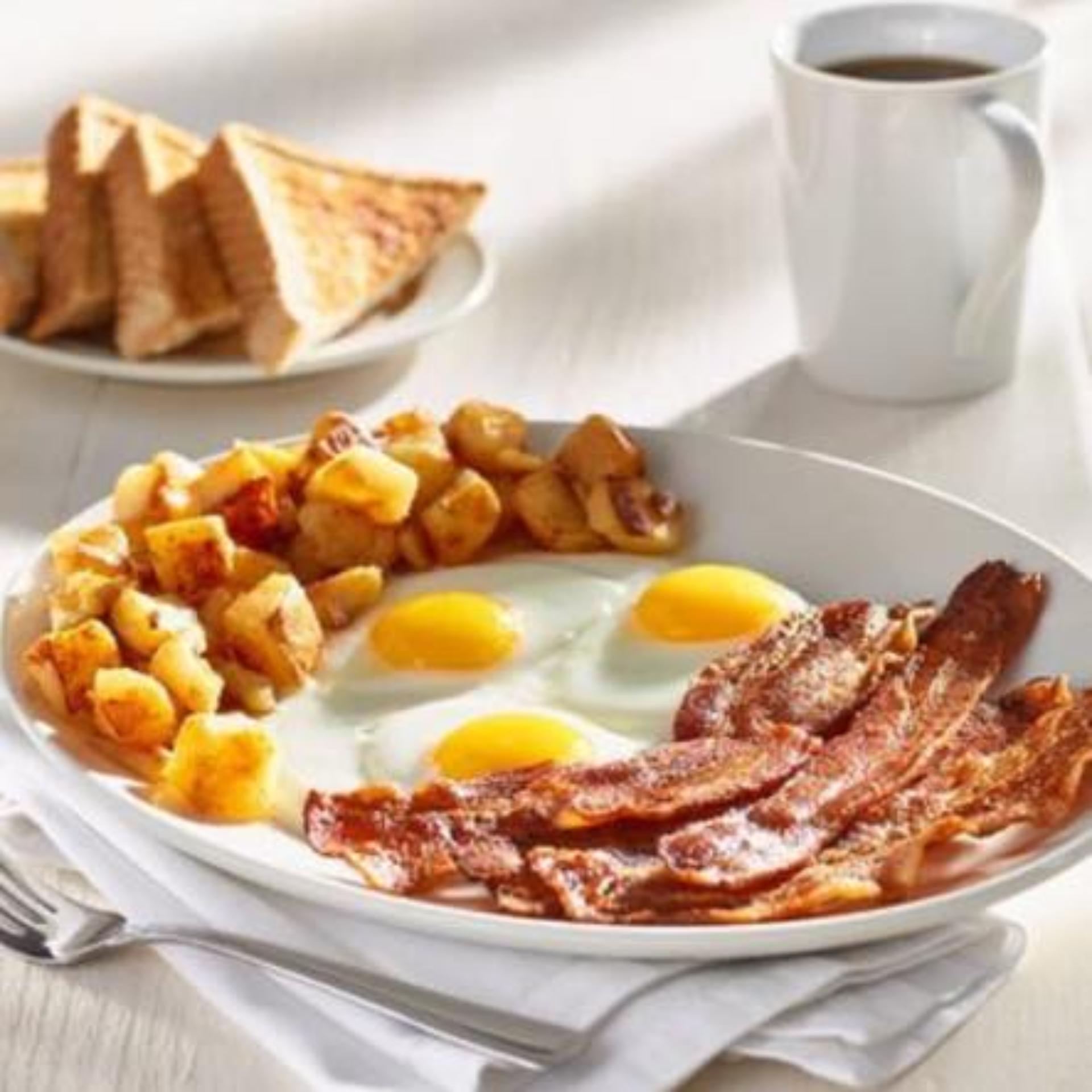 Mulligan's Pub – Eating & Meeting Place