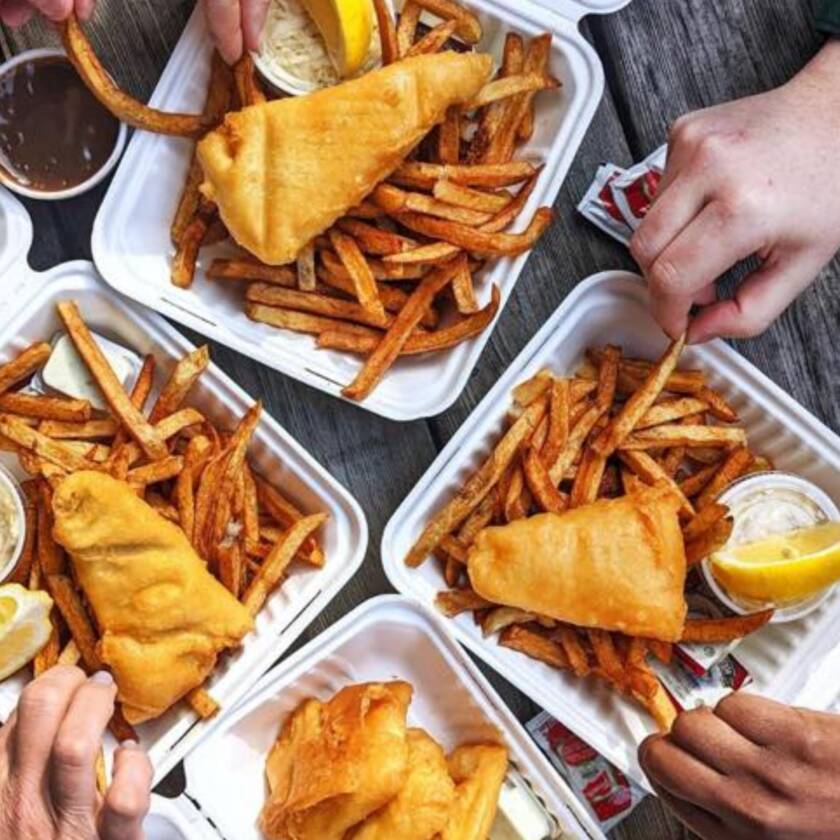 Mulligan's Pub – Eating & Meeting Place